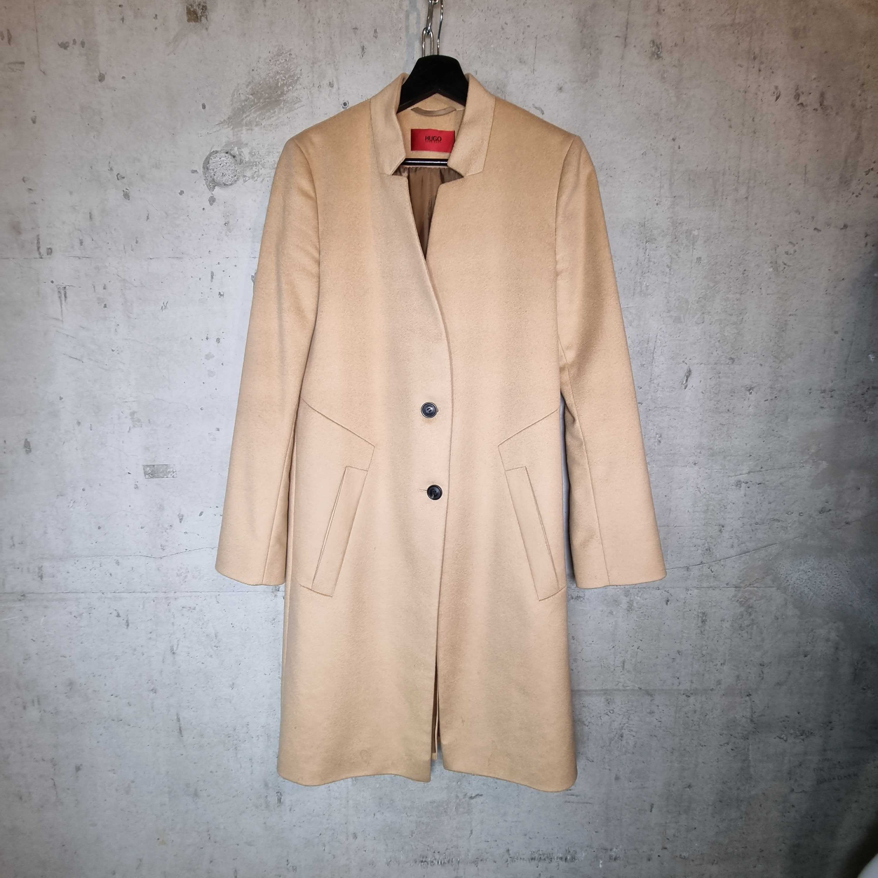 Hugo Boss camel ullarkápa - Attikk