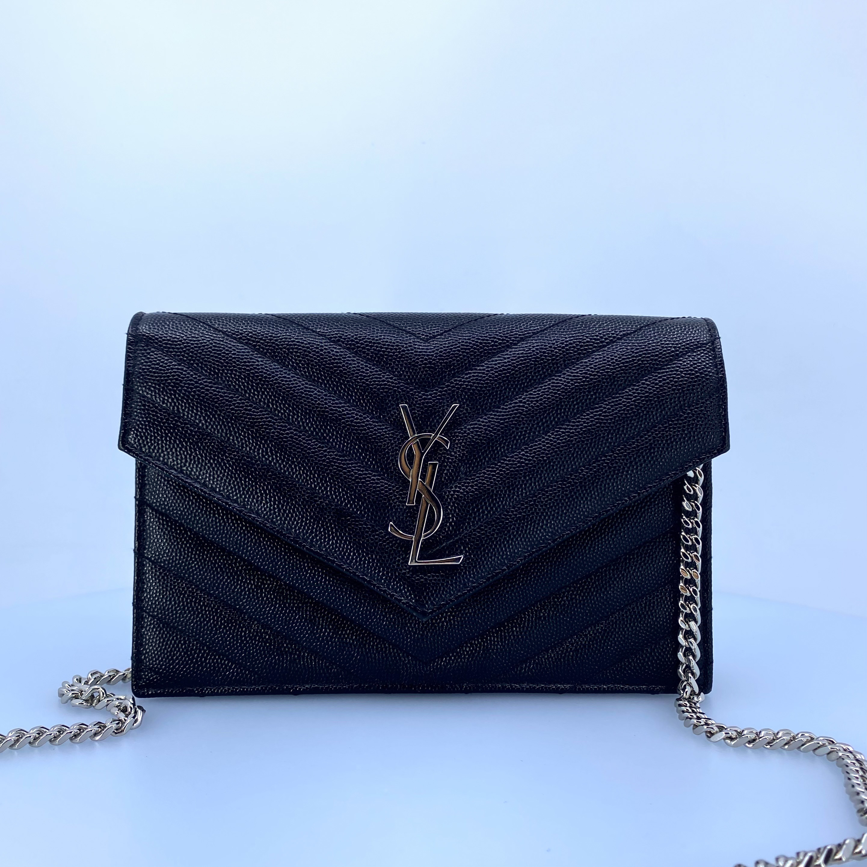 YSL Cassandre Matelassé Envelope Hliðartaska - Attikk